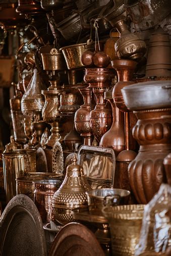 모로코의 구시가지 메디나의 장식 요소 차를 양조하기 위한 용기 Unesco 조직된 단체에 대한 스톡 사진 및 기타 이미지