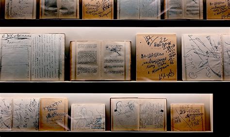 Выставка трактат Анатолия Зверева о жизни и искусстве открыта в Музее Az The Art Newspaper