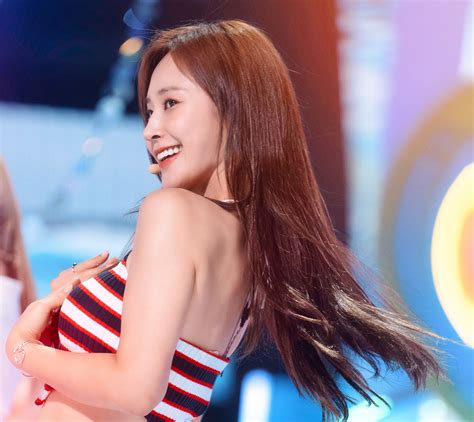 권유리 짱공유 연예인