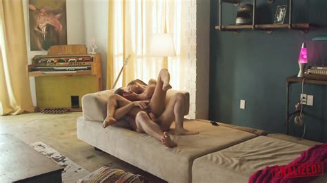 Amateurs Fucking Kira Noir