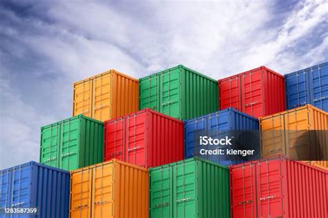 화물 바다 항만 터미널의 저장 지역에 적층화물 컨테이너 3d 렌더링 용기 제작물에 대한 스톡 사진 및 기타 이미지 용기 제작물 바다 화물 컨테이너 Istock