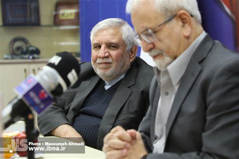 ایبنا مراسم رونمایی از کتاب از اداره هفتم تا سفارت گزارش تصویری