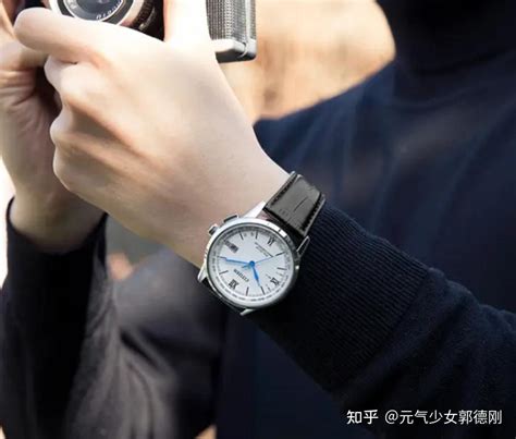 光动能和石英表哪个好？光动能和石英表的区别