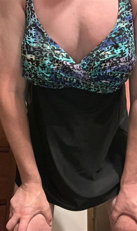 Bed Post And Swim Suit 20 Pics Xhamster