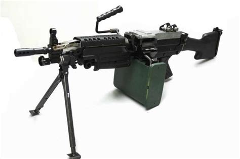 绝地求生：你知道狗杂大菠萝是什么吗？最后一个深受玩家追捧！