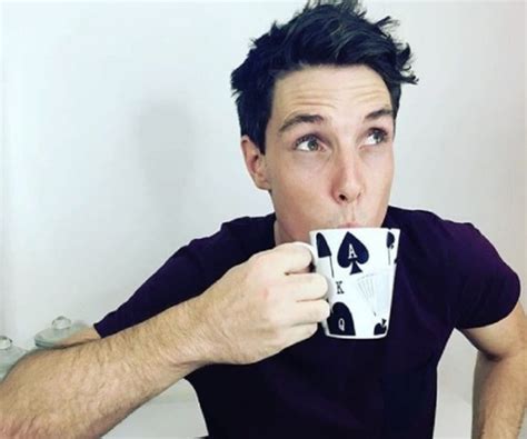 Lazarbeam Age Height Birthday Net Worth Bio 2025 World