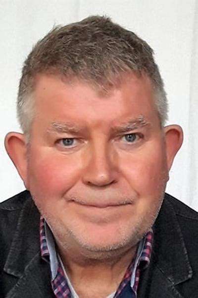 Moray Hunter About Entertainmentie