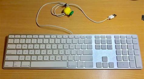 Magic Keyboard With Numeric Keypad Wired Connection Computers And Tech Parts And Accessories