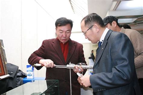 “Дарханы намар” үзэсгэлэн нээлтээ хийлээ