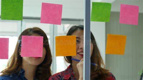 Creative Design Woman Use Sticky Note Thinking Share Ideas Woman Present Talking Use Sticky