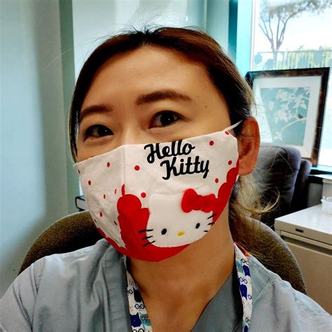 Hello Kitty Mask