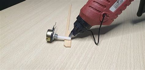 Raspberry Pi Pico Water Level Indicator Using Potentiometer