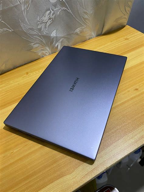 HUAWEI MATEBOOK D RYZEN U GHz GB RAM GB SSD RADEON GRAPHICS VEDIOCARD IPS