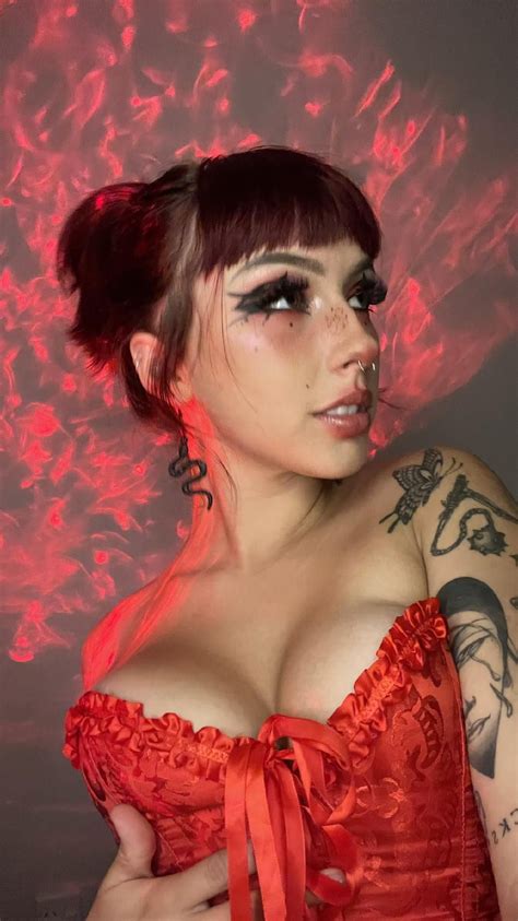 Serpentine Vana Letrascom