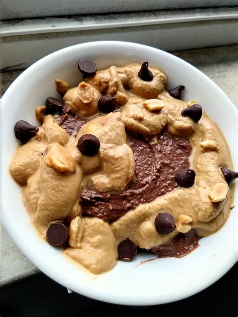 Snickers Oat Mousse Roatmeal