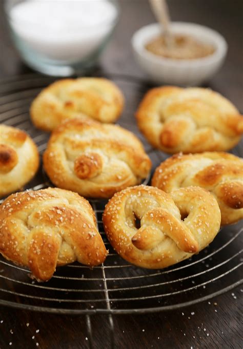 Easy Mini Soft Pretzels Cheese Sauce The Comfort Kitchen Bloglovin