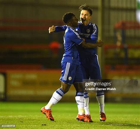 147 Kevin Wright Chelsea Photos And High Res Pictures Getty Images