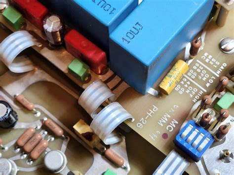 Mark Levinson 마크레빈슨 명기 No 26 Phono 프리엠프와 No 23 5l 파워엠프 조합입니다 220v