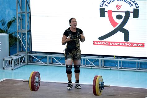 Escobar Se Une Al Selecto Grupo De Pesistas Colombianas Que Encabeza El Pódium En El