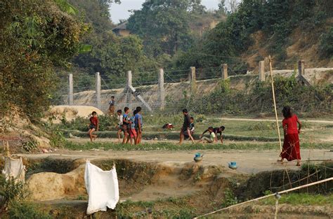 စခန်း ၃ ခု ဖွင့်လှစ်၍ ဘင်္ဂလားဒေရှ့်မှ ပြန်လာသူများကို လက်ခံမည် Frontier Myanmar