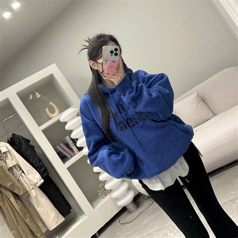 꾸안꾸데일리템추천양기모 레터링 루즈핏후드티국내제작3컬러 에이블리