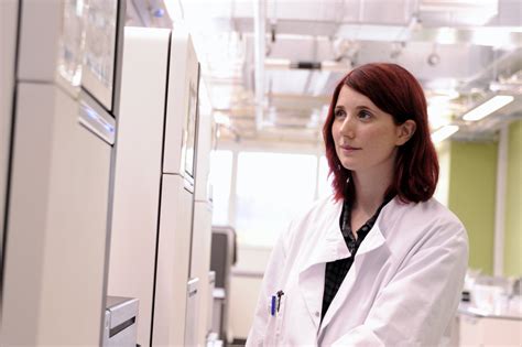 creating the next generation of genome scientists and clinicians wellcome sanger institute