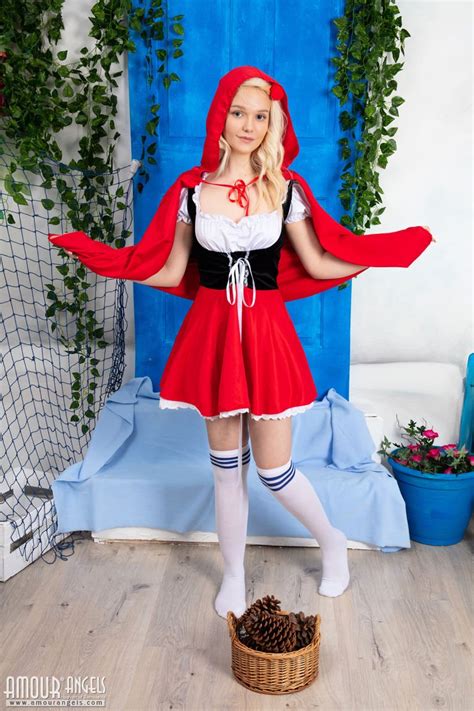 Naughty Young Blonde Babe Coroline Revealing Her Naked Tits And Pussy 14 Photos