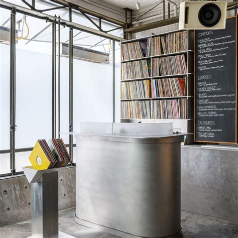 Ten Homes Centred Around Bright Interior Courtyards