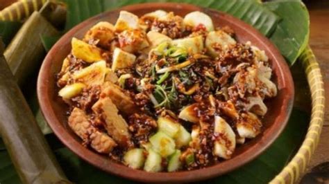 Foto Rahasia Rujak Cingur Jadi Hidangan Tradisional Favorit Makan Siang
