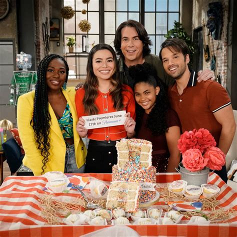 Seomra Codlata Icarly Icarly Revival Begins Production At Paramount