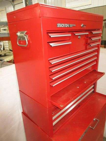 Stack On Professional Series Piece Rolling Tool Box With Key Overall W X D X H