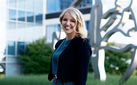 From Marketing To Healthcare Carlson Mba Alum Aces Career Pivot