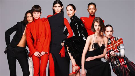 Eugenia Silva Y Otras Top Models Españolas Reunidas Por El Décimo