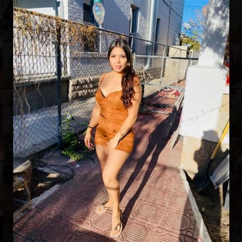 Angie On Instagram Little Thanksgiving Selfies 🤎🧡” Angie Selfie
