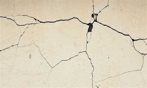 Трещина в стене - 50 фото