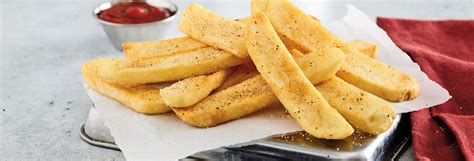 Bottomless Steak Fries Hot Golden Happiness From Red Robin