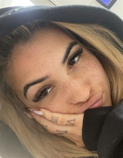 Pin By T On Mabel Mabel Singer Celebrities Singer