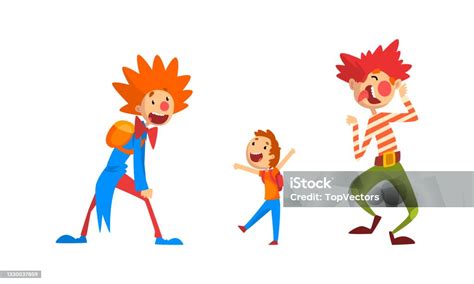 재미 광대 캐릭터 세트 서커스 쇼 벡터 일러스트에서 아이들을 즐겁게 하는 놀이 친화적 인 광대 공연자에 대한 스톡 벡터 아트 및 기타 이미지 Istock