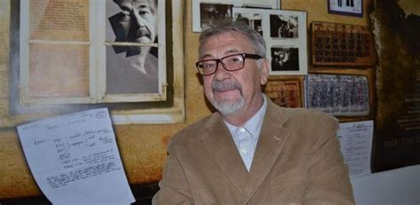 Umro Poznati Bh Književnik Goran Simić U Sarajevo Se Vratio Jer Mu Je Tu Bilo Ljepše Aktaba