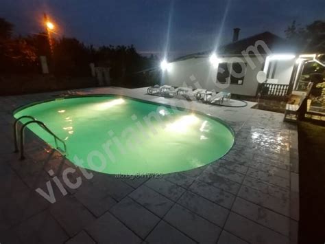 Къща с басейн Двуетажна къща 126 кв м РЗП 2700 кв м двор Къщи Вили Куцина с Куцина