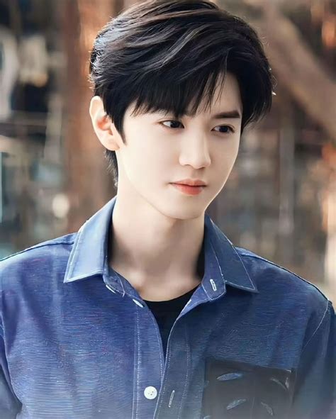 Pin Tillagd Av Letícia Aguilar På Chen Zheyuan