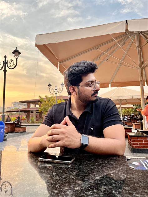 akshay bhargava medium