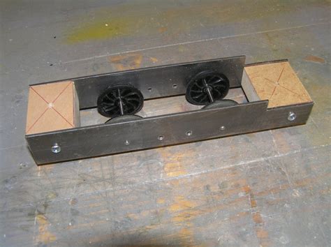 Building A Battery Powered Locomotive For The Garden World Of Railways