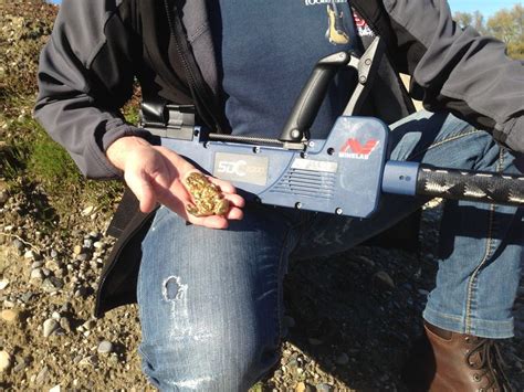 Sdc 2300 Electronic Products Walkie Talkie Detector