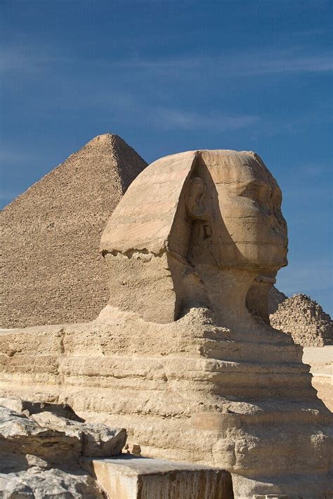 The Sphinx With The Pyramid In License Image Lookphotos