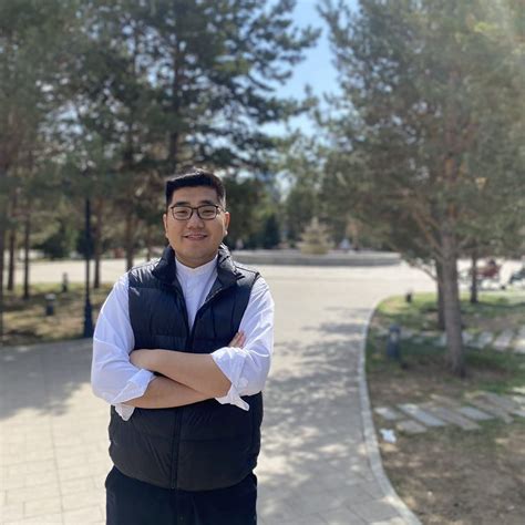 Urgoo Imax театрын дэлгэцнээ үзээгүй дахин үзэхийг хүсч буй хүмүүс хэр их байна вэ Facebook