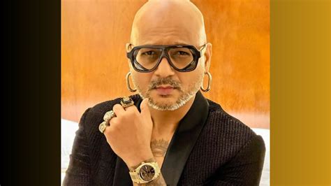 Aalim Hakim Meet Aalim Hakim Who Started His Business From Home Now Charges Minimum Rs 1 Lakh