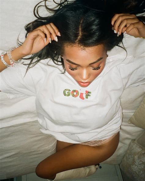 Daphne Blunt 11