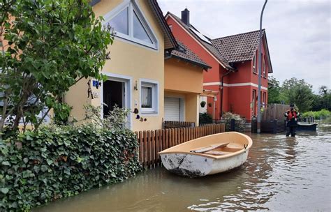Hochwasser Im Landkreis Regensburg Banges Warten Bis Das Wasser Geht