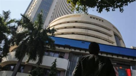 Stock Market Close Highlights Sensex Slips 46 Pts Ends April 2827